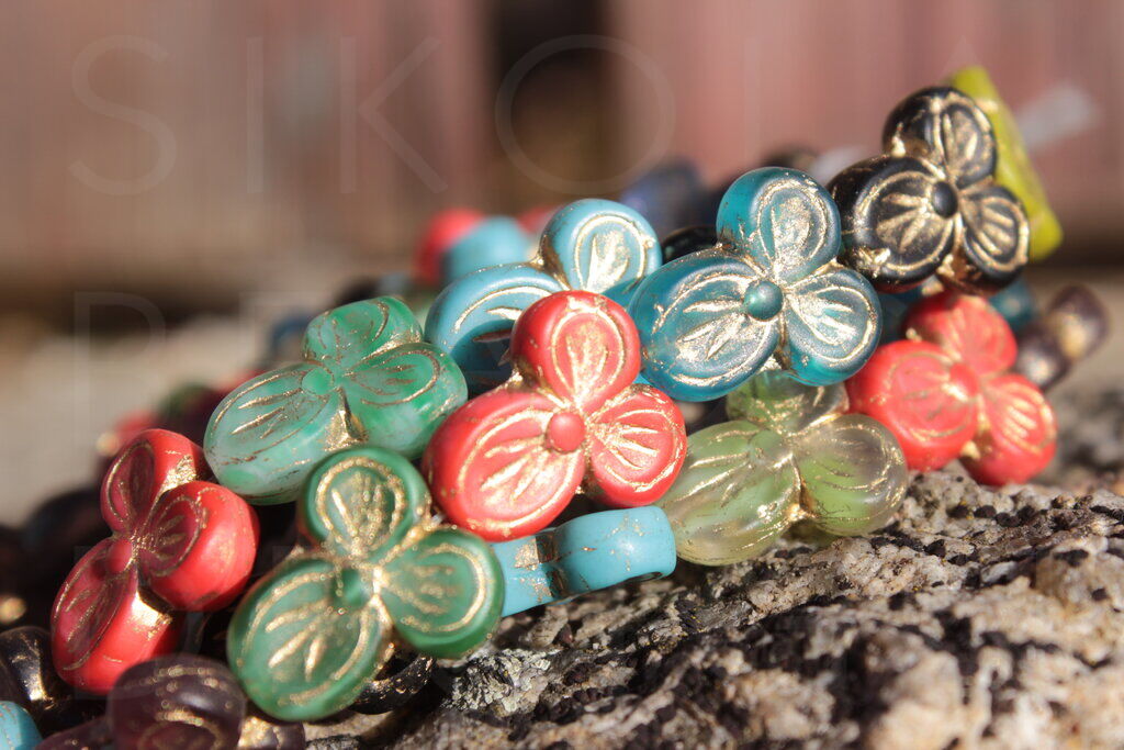 CZECH BEADS s.r.o. Manufacturer of Czech Glass Beads : Sikola Beads Design